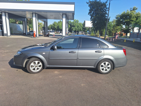 Daewoo Gentra 2 evro M/T sotiladi