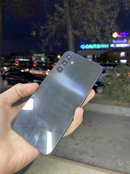 Samsung A24 128Gb ideal
