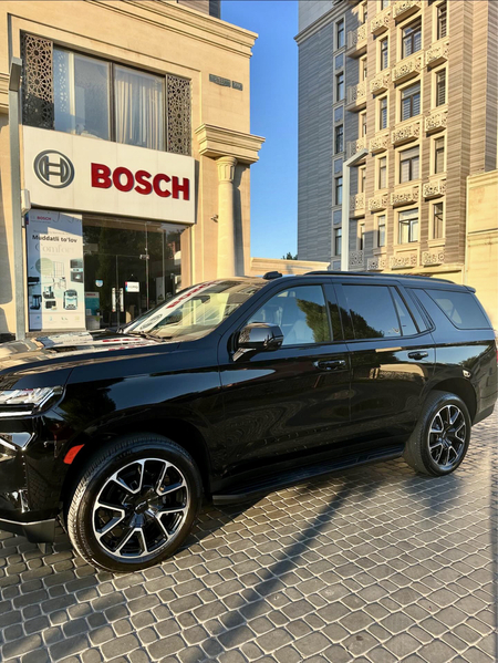 TAHOE 2024 PREMIER 1800km