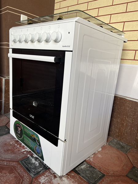 Продается газз плита Artel Apetito 02-E