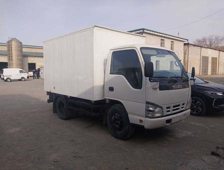 ISUZU 2.5 тонналик сотилади
