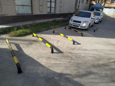 Металлические авто парковочных барьеры  по 200000