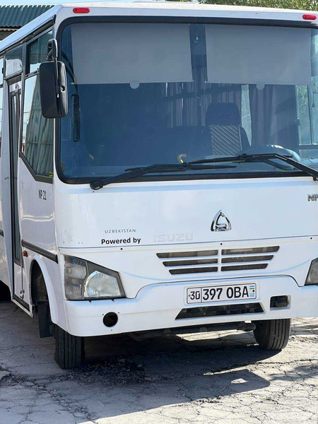 Isuzu Avtobus Sotiladi/ Исузу Автобус сотилади