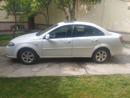 Chevrolet jentra 2018 probeg 72100