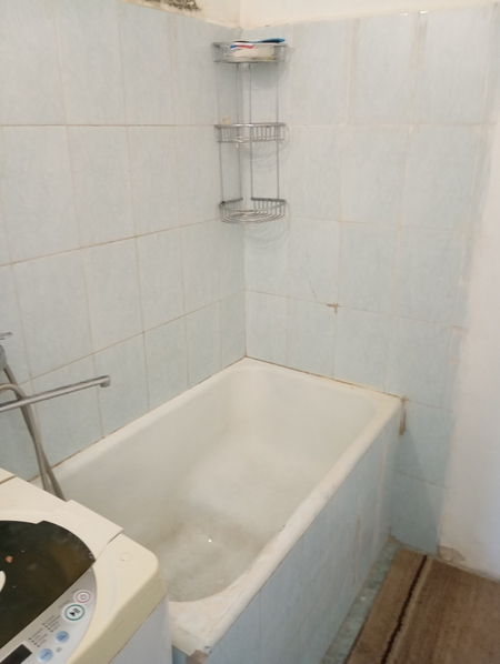 Продам 1 комнатная квартира чилонзор 8 квартал  без балкона ,30  квадр