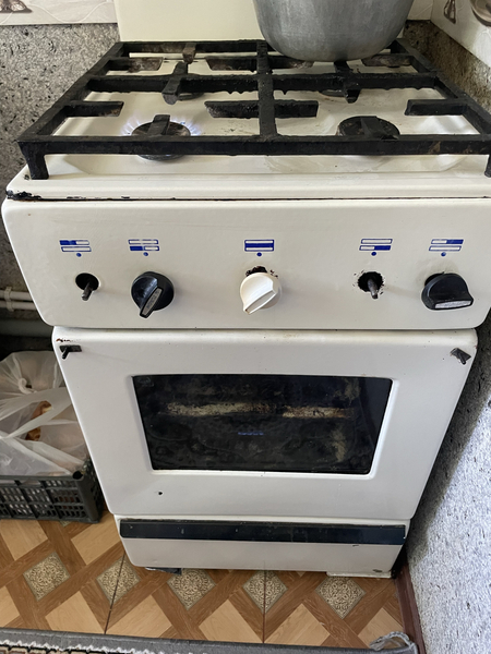 gaz plita SSR xolati alo judayam zur ishlaydi