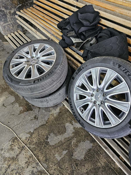 Оригинал диски W222 шины Мишлен.