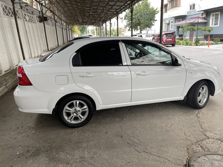 Nexia3 avtomat holati yahshi