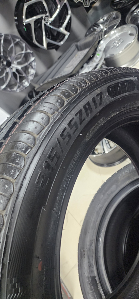 Шины Hillo 215/55R17