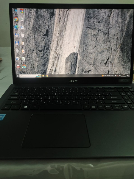 Acer Extensa 15 .