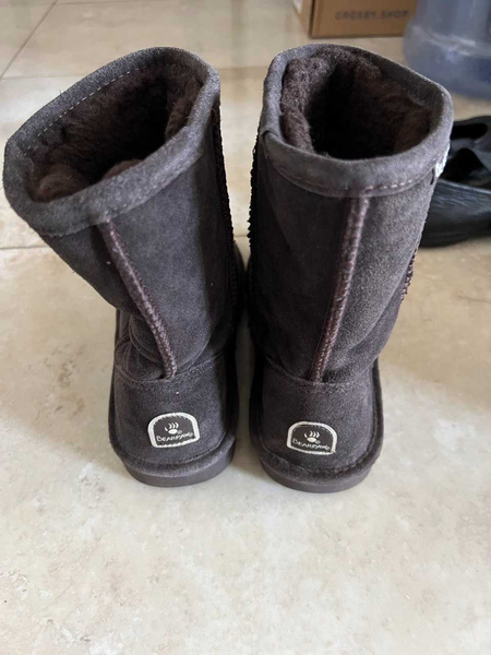 Замшевые водонепроницаемые сапоги от Bearpaw (США)