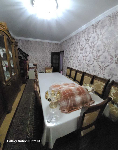 Продаётся квартира 4 комнатный