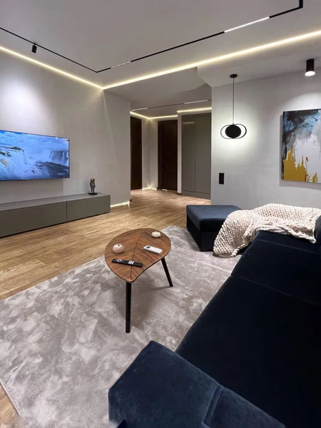 Продается квартира 86 кВ в ЖК Казахстан.