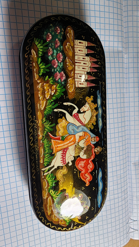 Футляры для очков.ручная расскраска.