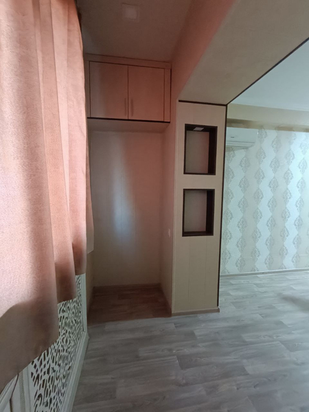 Юнусабад 2кв. 1ком квартира с ремонтом