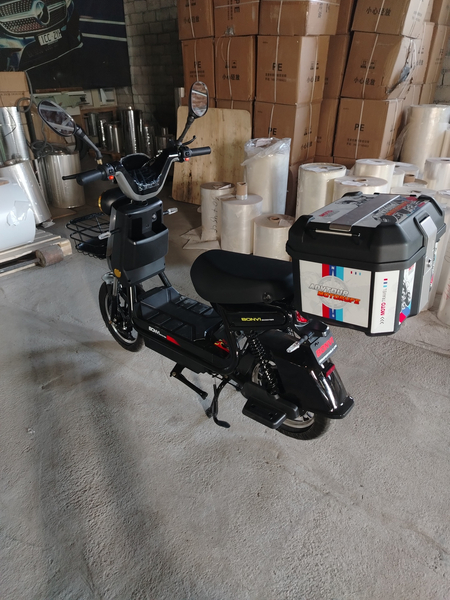 Skuter Tank model 16 diska 90 km masofa yuradi bemalol 6 akumlatorlik