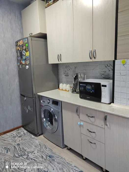 БОБУРА. 3/3/9 Яккасарайский р-н. 80м2. напротив Пирамит Тауэр. ЕВРО