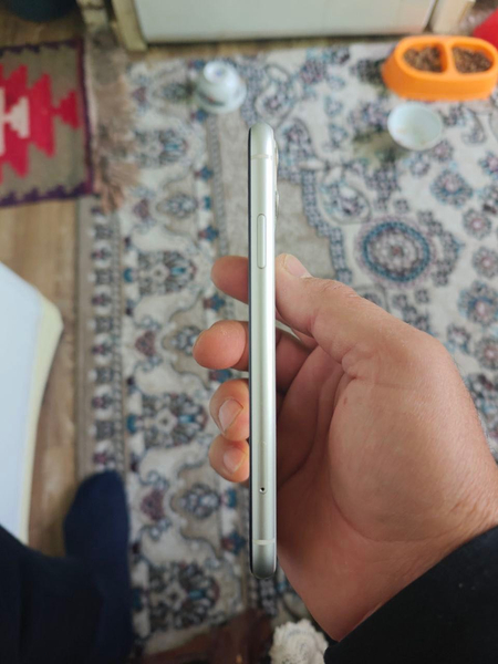 iPhone 11 в идеальном состоянии 64гб.