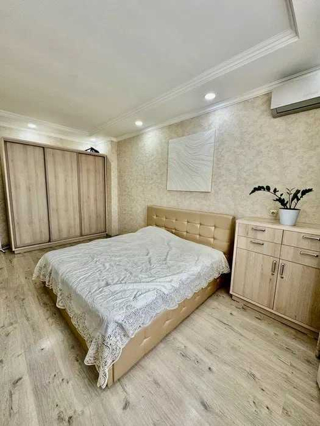 Квартира на Паркентском 100м2 3ком Метро Рынок Школа ТРЦ Зеленая зона;