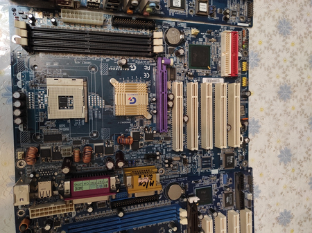 Продам Платы 478 соккет DDR1