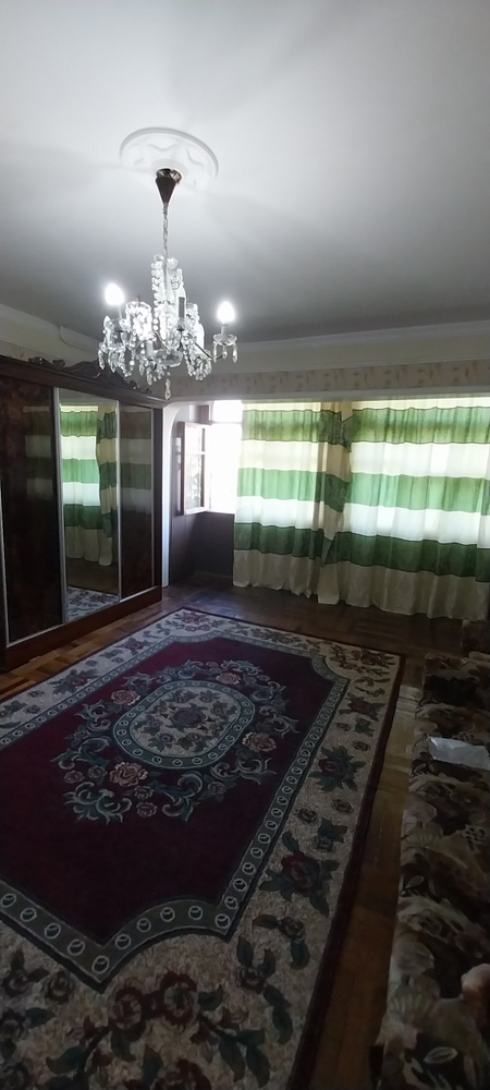 Talaba Qizlarga 2x 450ye.Olmazor t.Qoraqamich2/4.RUVD oldida.Rieltor%