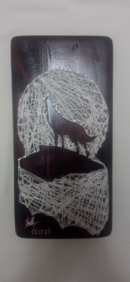 Картина нитями String Art