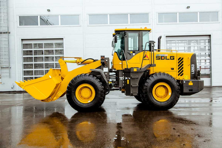 фронтальный погрузчик SDLG 933 L (1,8  м3)