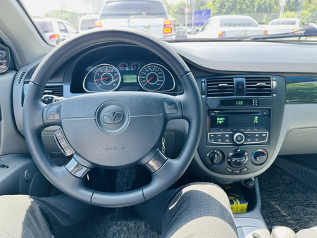 Chevrolet Lacetti 3 позиция без люк Gentra