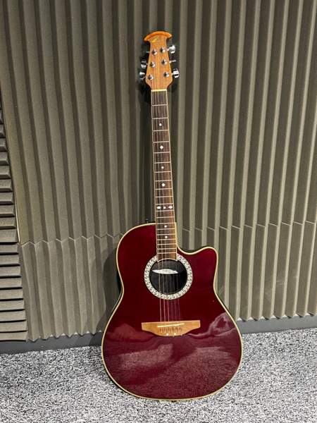 Ovation Acustic 
Электроакустик, Made in Korea привезённый из США