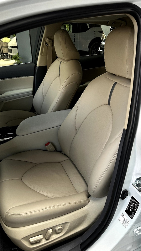 Toyota Camry GLE 2.5L Hybrid