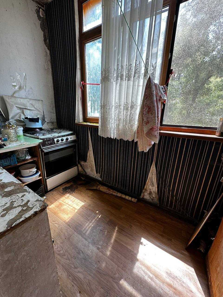Срочно продается  2/3/4 Лисунова-4 ближе метро Дустлик