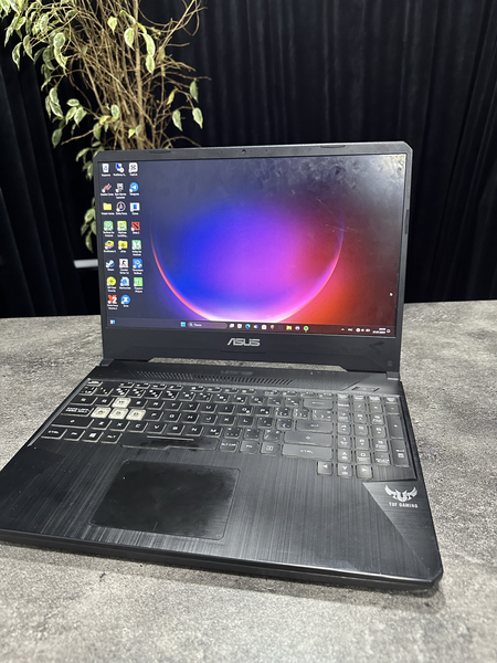 Asus Tuf gaming sotiladi
