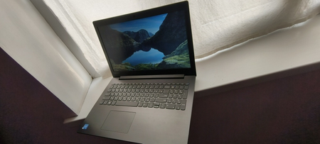 Noutbuk sotiladi, Lenovo, juda kam ishlatilgan