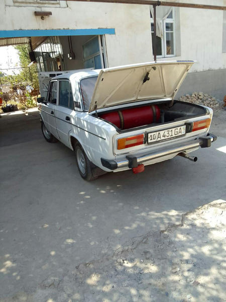 Vaz 2106 sotiladi