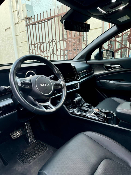Автомобиль KIA Sportage