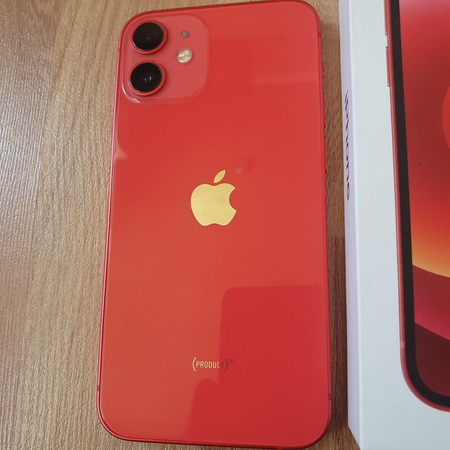 Iphone 12 mini  .