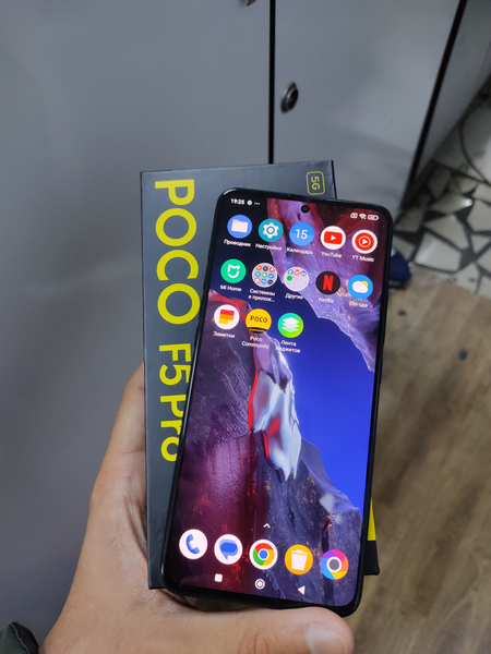 Poco F5 Pro 12/512GB Srochni