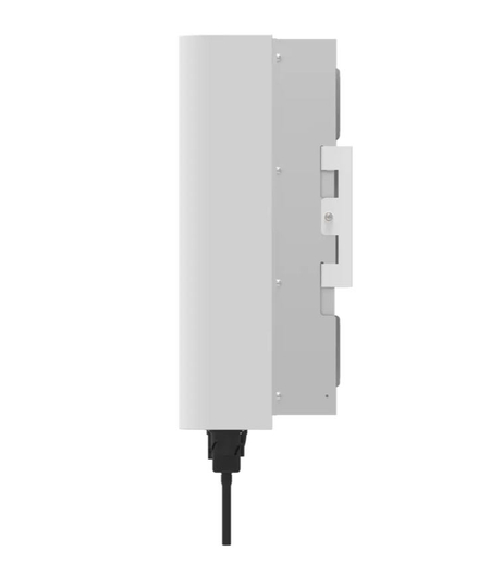 Инвертор сетевой Deye SUN-6K-G05-P, трёхфазный, 6 кВт