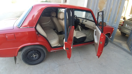 Jiguli 2101 sotiladi