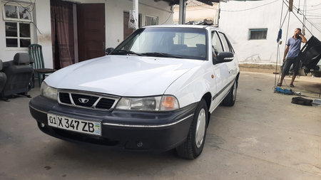 Nexia 1  sotiladi
