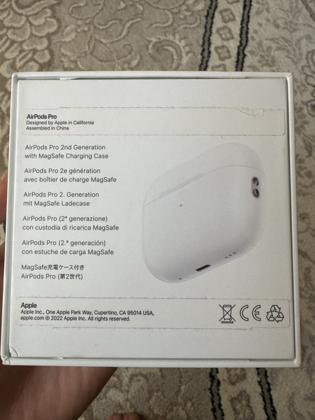 Airpods pro 2 lighting