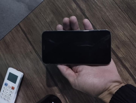 iphone x 64 gb sotiladi