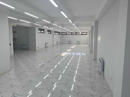 Продается Отдельно стоящее здание 
Первая линия На: Самарканд Дарвоза