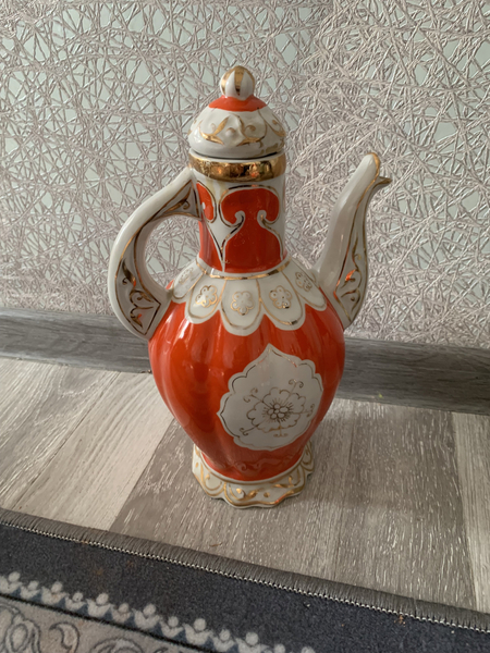 Продам антиквариат чайник