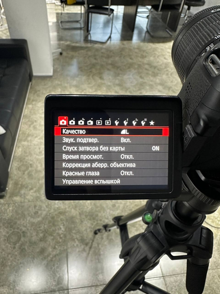 Продам фотоаппарат Canon