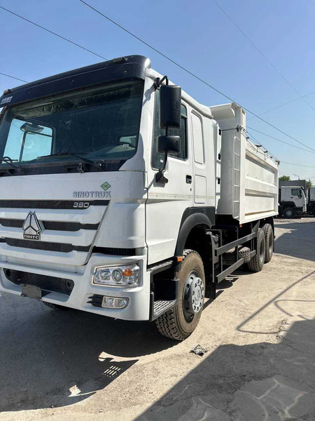 Howo 25 тонн 18 m3  CNG Halol Nasiya Savdo RIbosiz