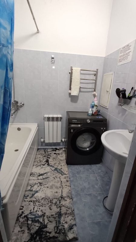 3 xonali 5 etaj navastroyka bor srochi sotiladi