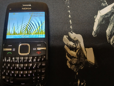 Assalom alekum Telefon sotiladi Original Nokia C3 Black Qora