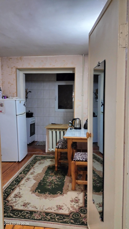Chilonzor parus 1 xona sotiladi