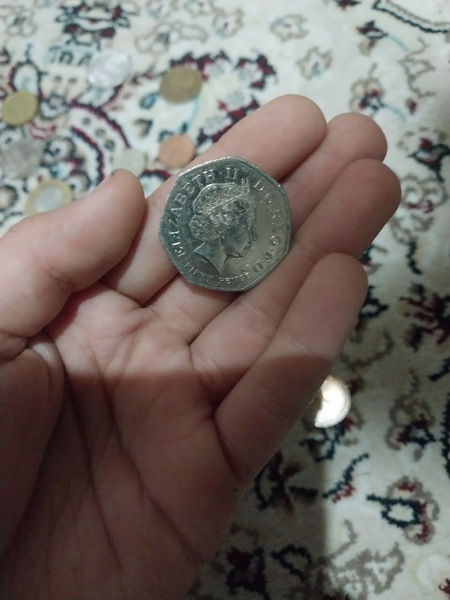 Продам монеты с ценой договоримся